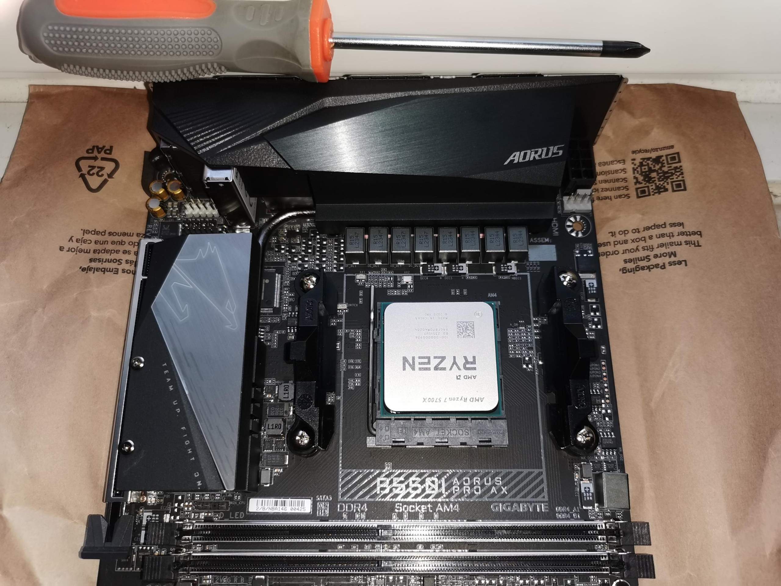 Wie installiere ich bei meinen ITX Mainboard GIGABYTE B550I AORUS PRO ...