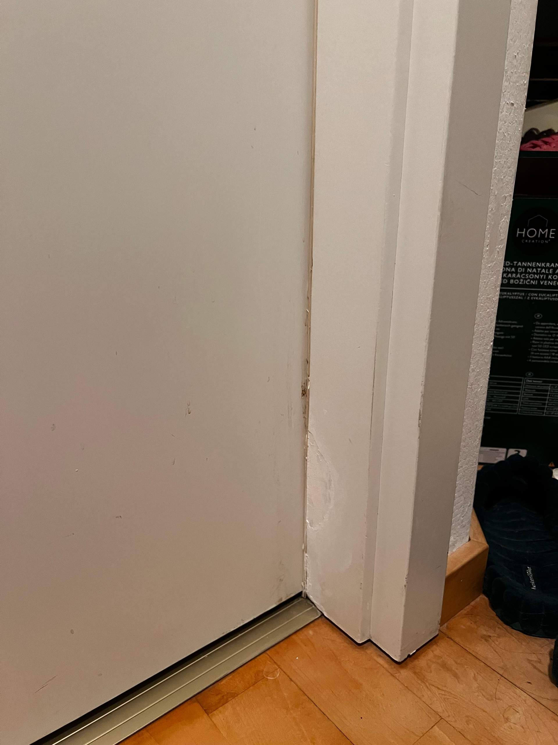 Wie kann ich die Verkleidung meines Türrahmens am besten reparieren ...