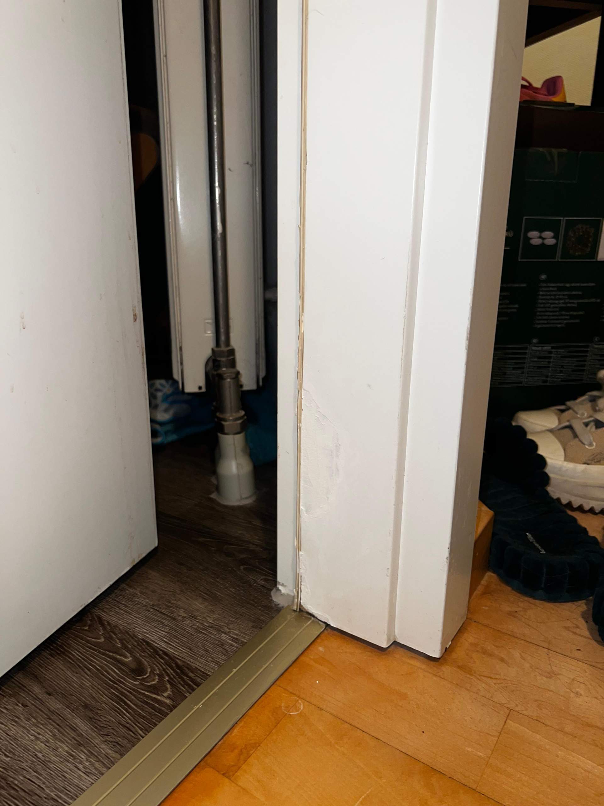 Wie kann ich die Verkleidung meines Türrahmens am besten reparieren ...