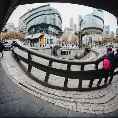 Wie nennt man Bilder, die bei weiterer Betrachtung bzw. wenn man die ...