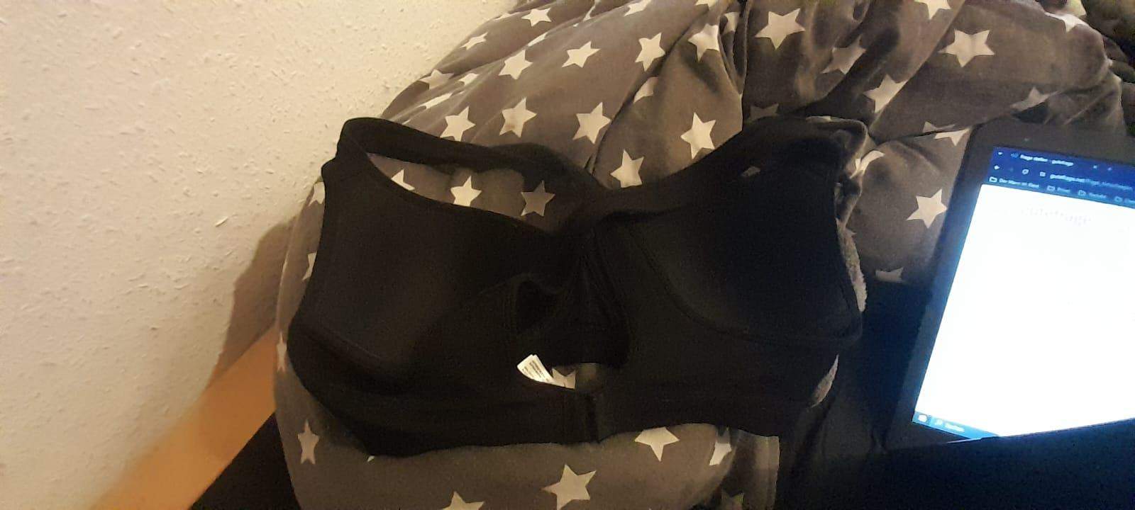 wie nennt man diese Art BH und kann man den als Femboy tragen? (Mädchen ...