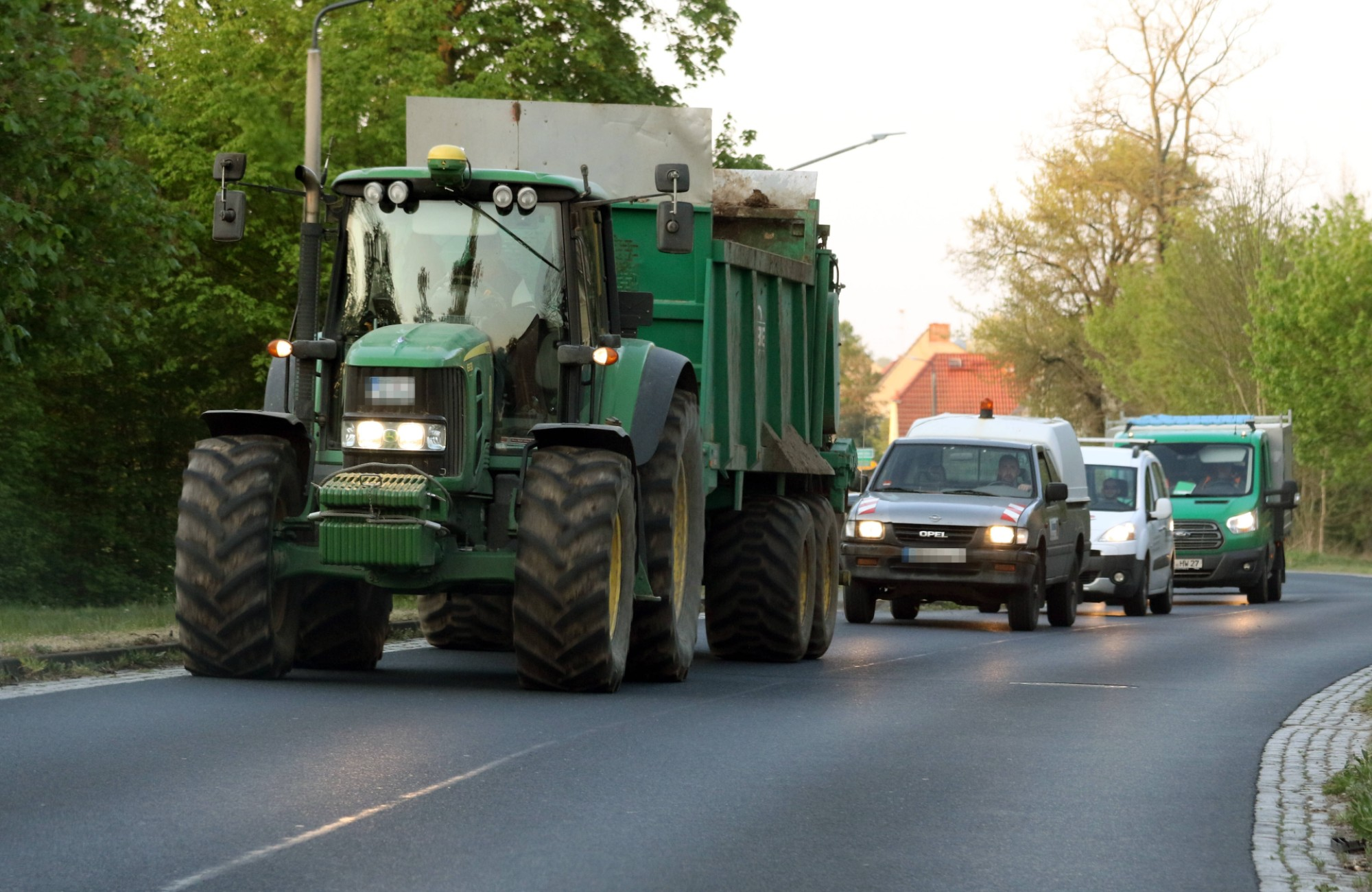 Welche Fahrzeuge Durfen Diese Strasse Benutzen