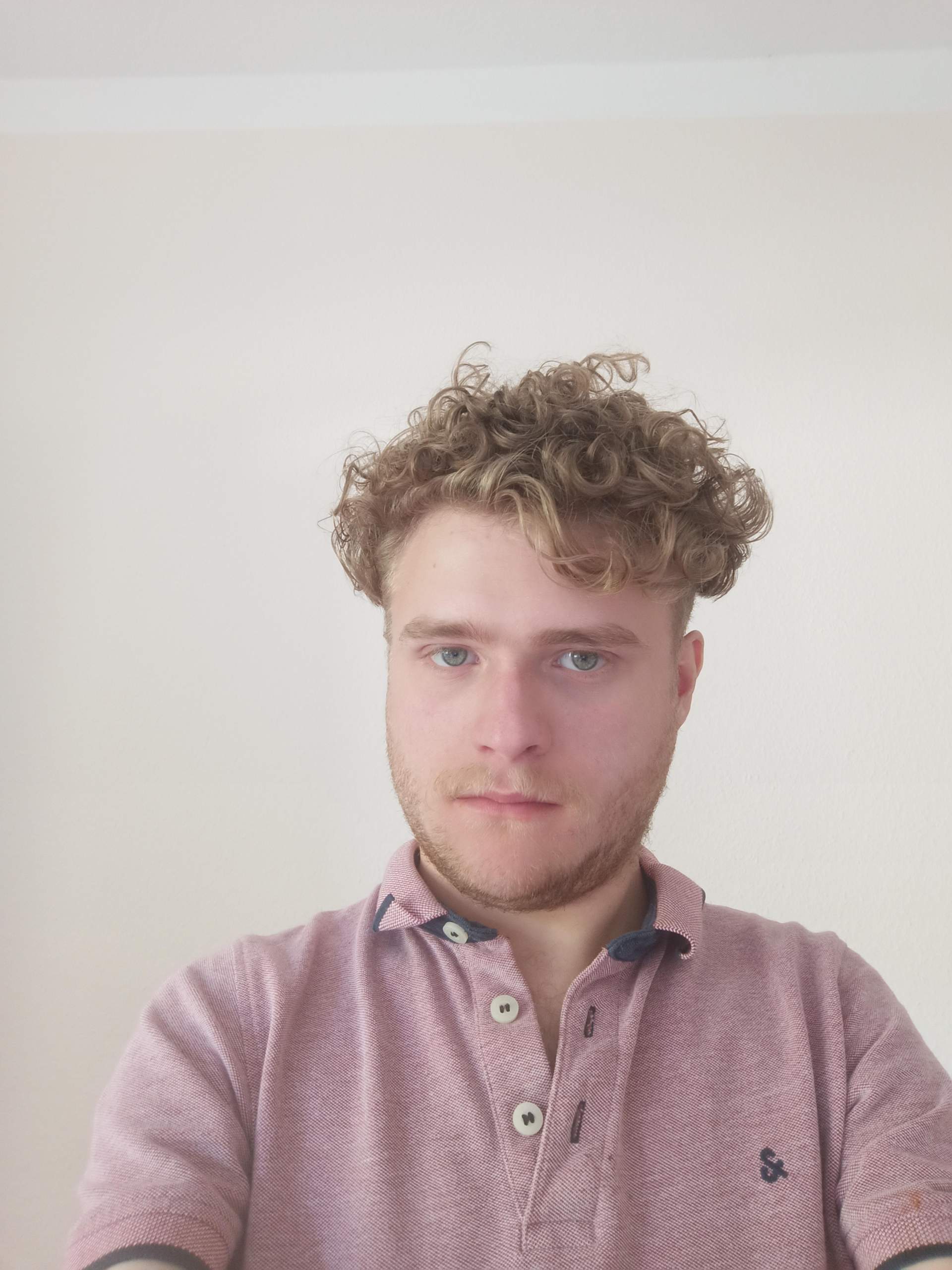 Wie sehen die Haare aus? (Mädchen, Frauen, Männer)
