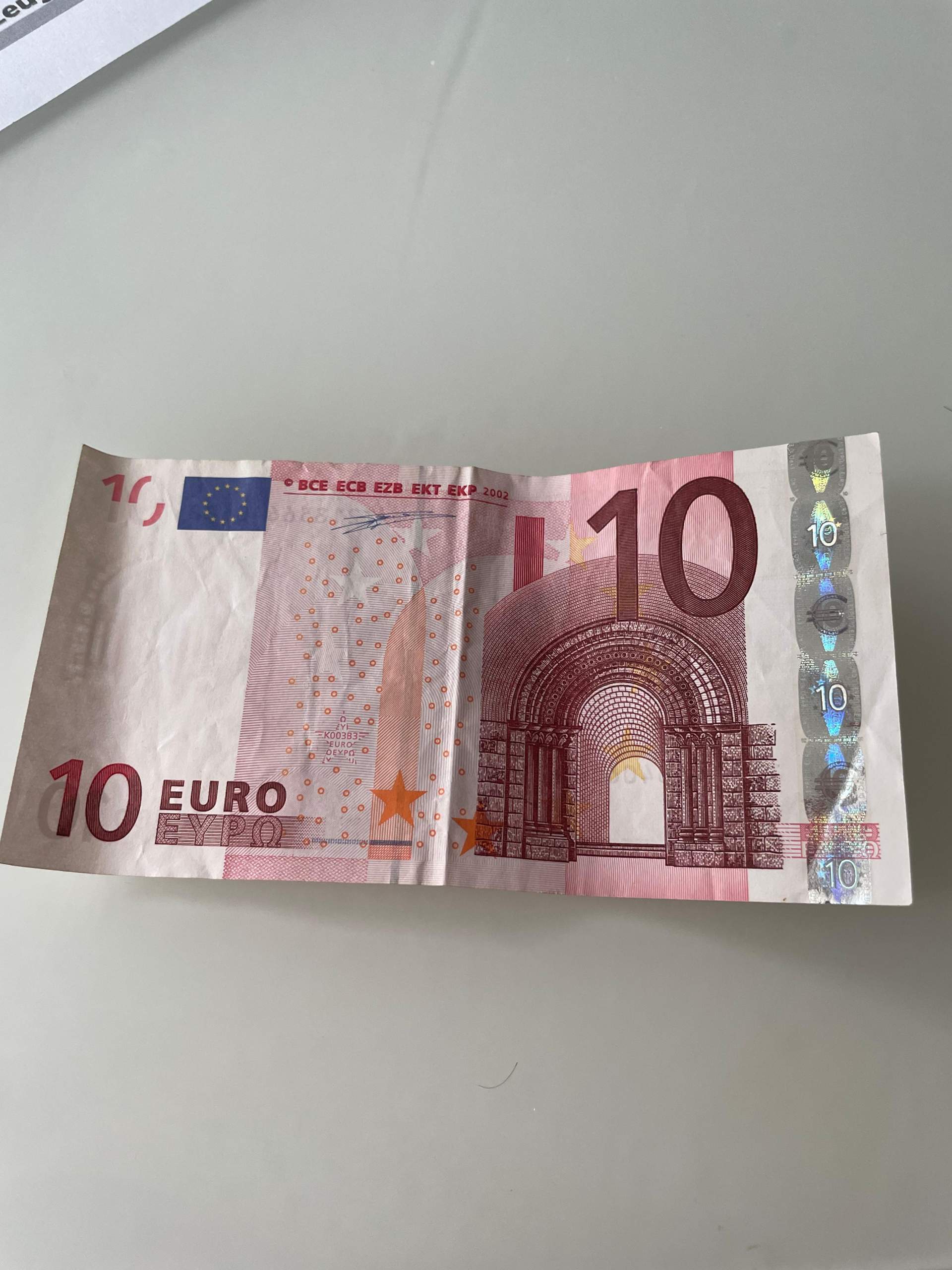 Wie Viel Ist Der 10 Schein Wert Geld Euro Banknoten wie-viel-ist-der-10-schein-wert-geld-euro-banknoten