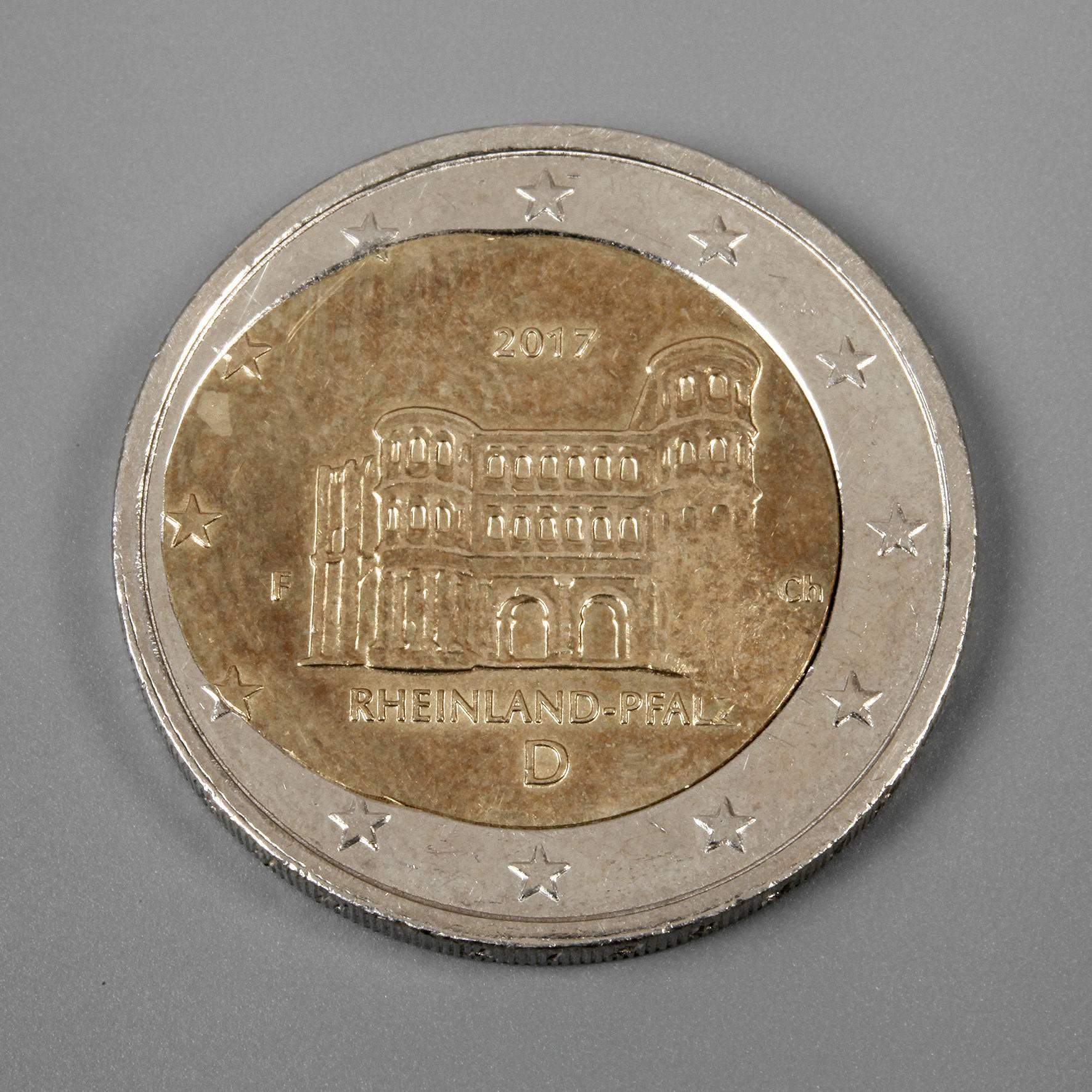 Wie viel ist diese Münze wert? (Geld, Euro, Münzen)