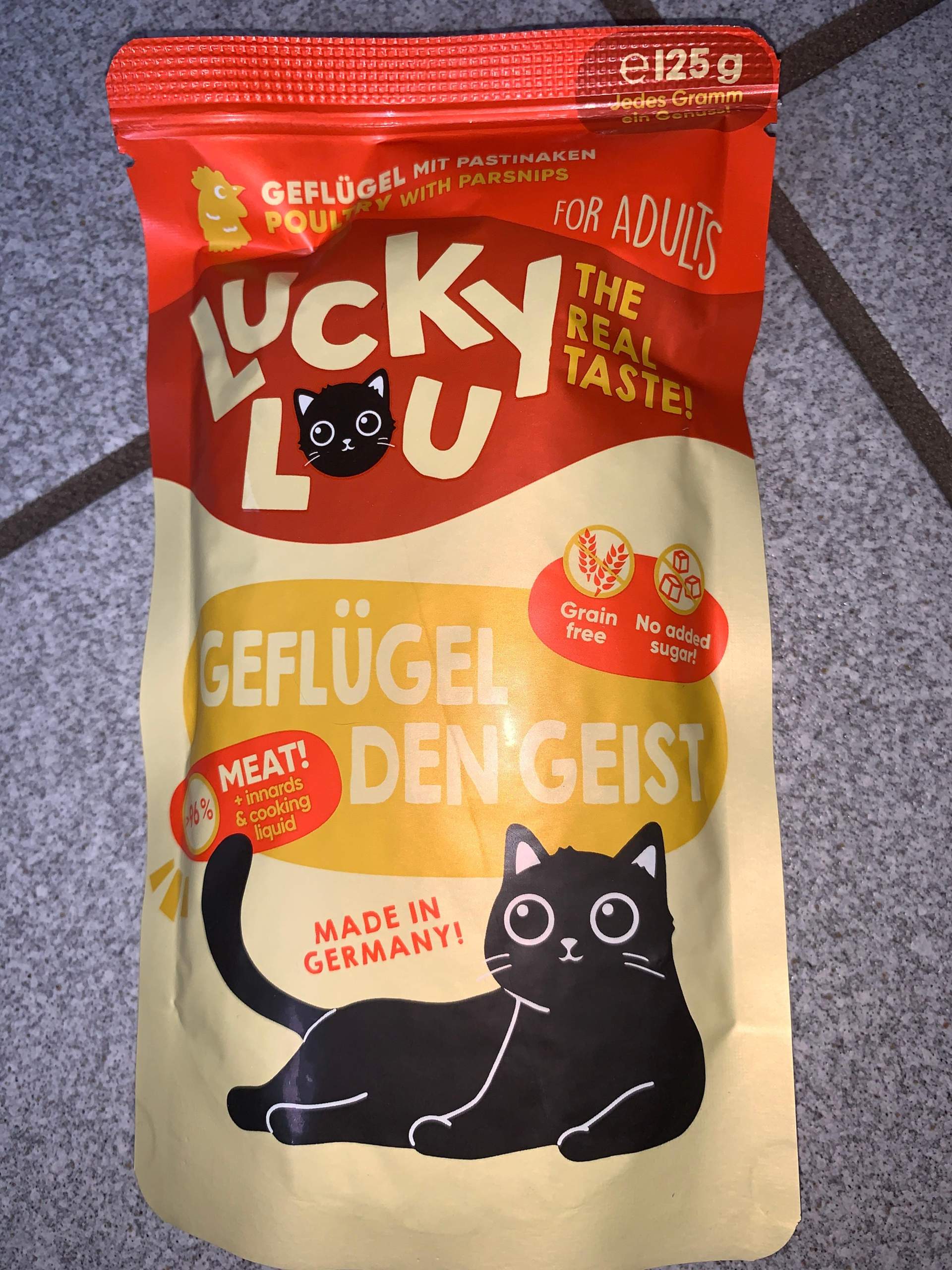 Wie viel sollte eine Katze am tag essen? (Ernährung, Futter, Hauskatze)