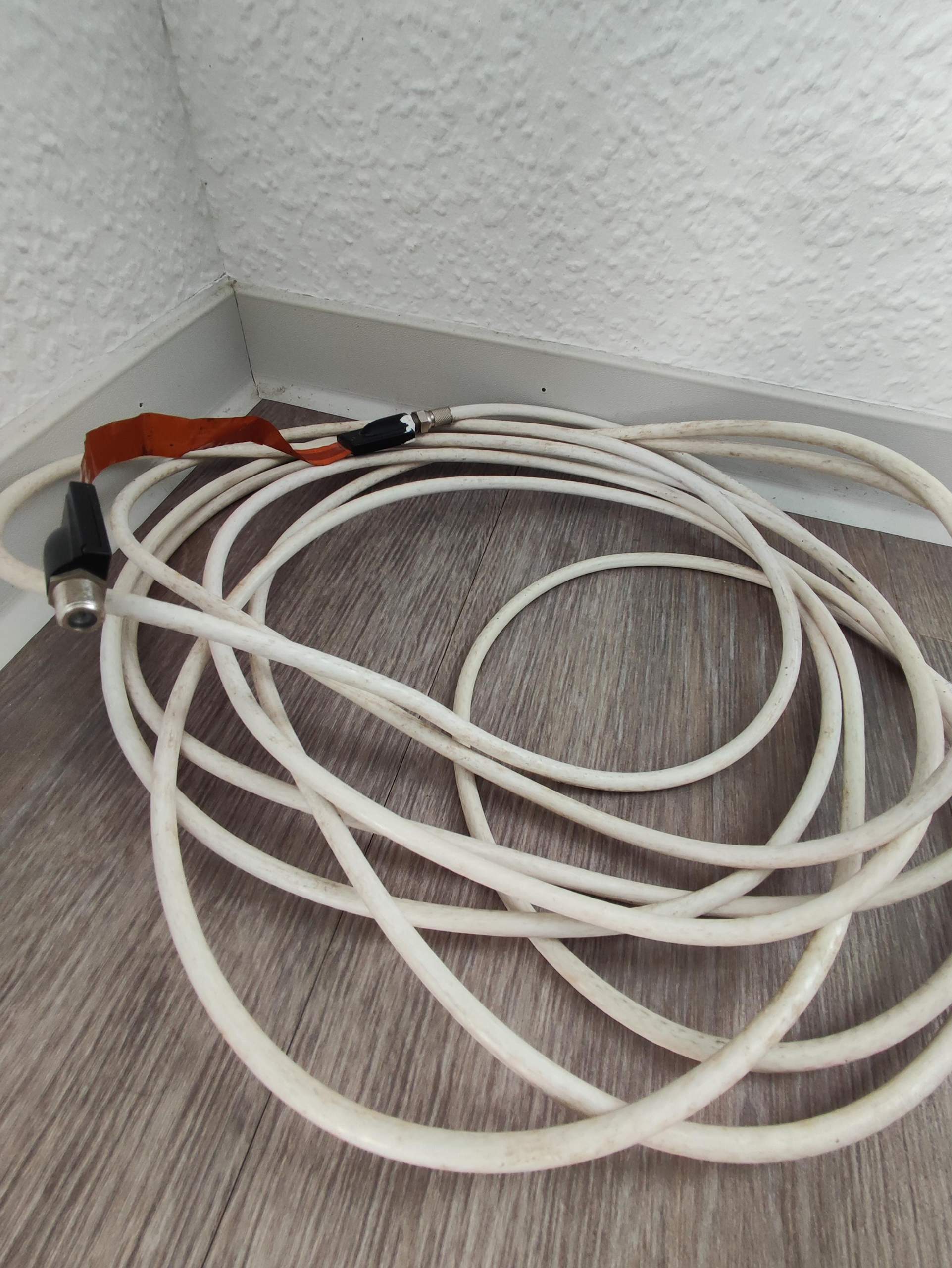 Wie vlSmart TV mit dem Kabelanschluss verbinden? (Technik, Fernseher ...