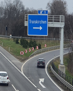 Wieso ist die Autobahn-Ausfahrt-Beschilderung in Deutschland um einiges ...