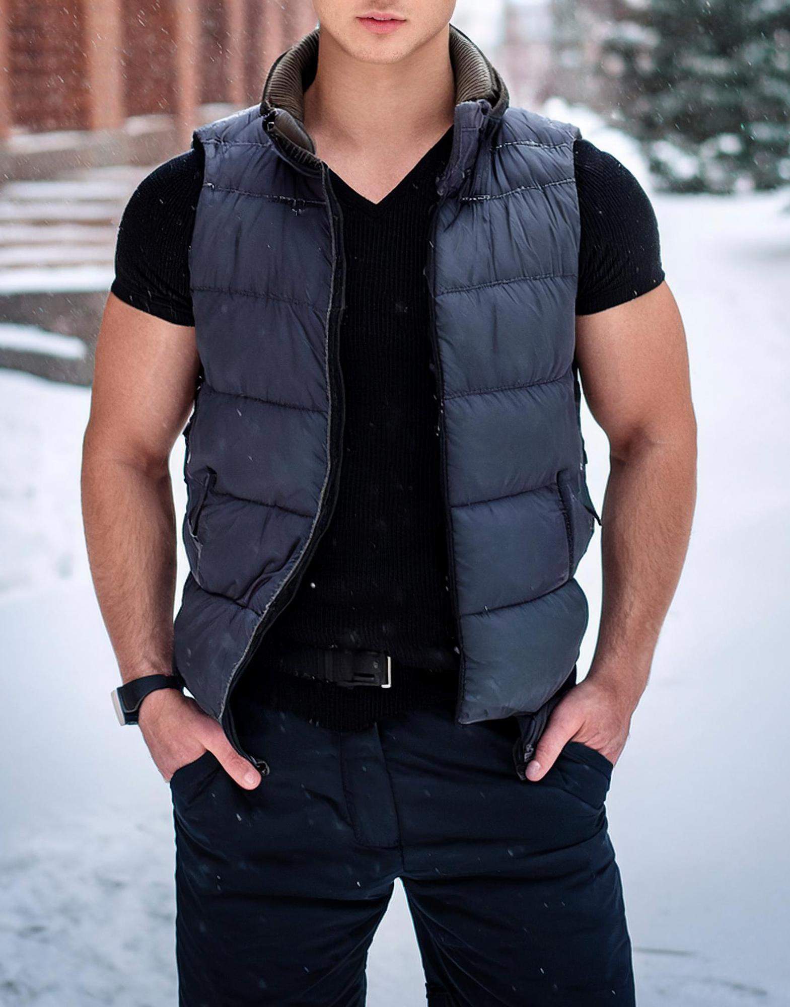 Winterweste mit T-Shirt drunter geht das klar? (Jungs, Sport, Körper)