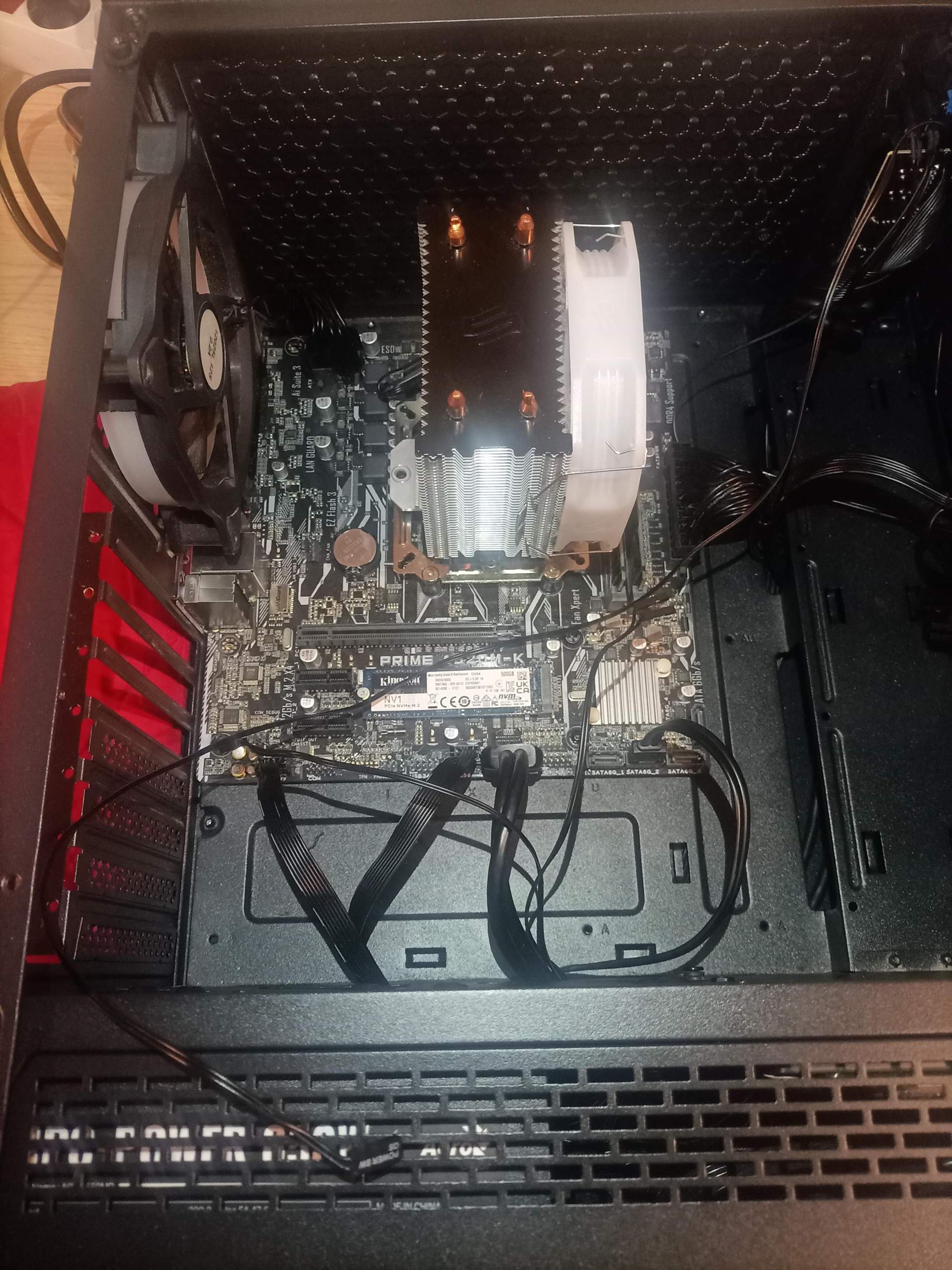 Wo kommt der Power sw Stecker hin? (Gaming PC, CPU, Mainboard)