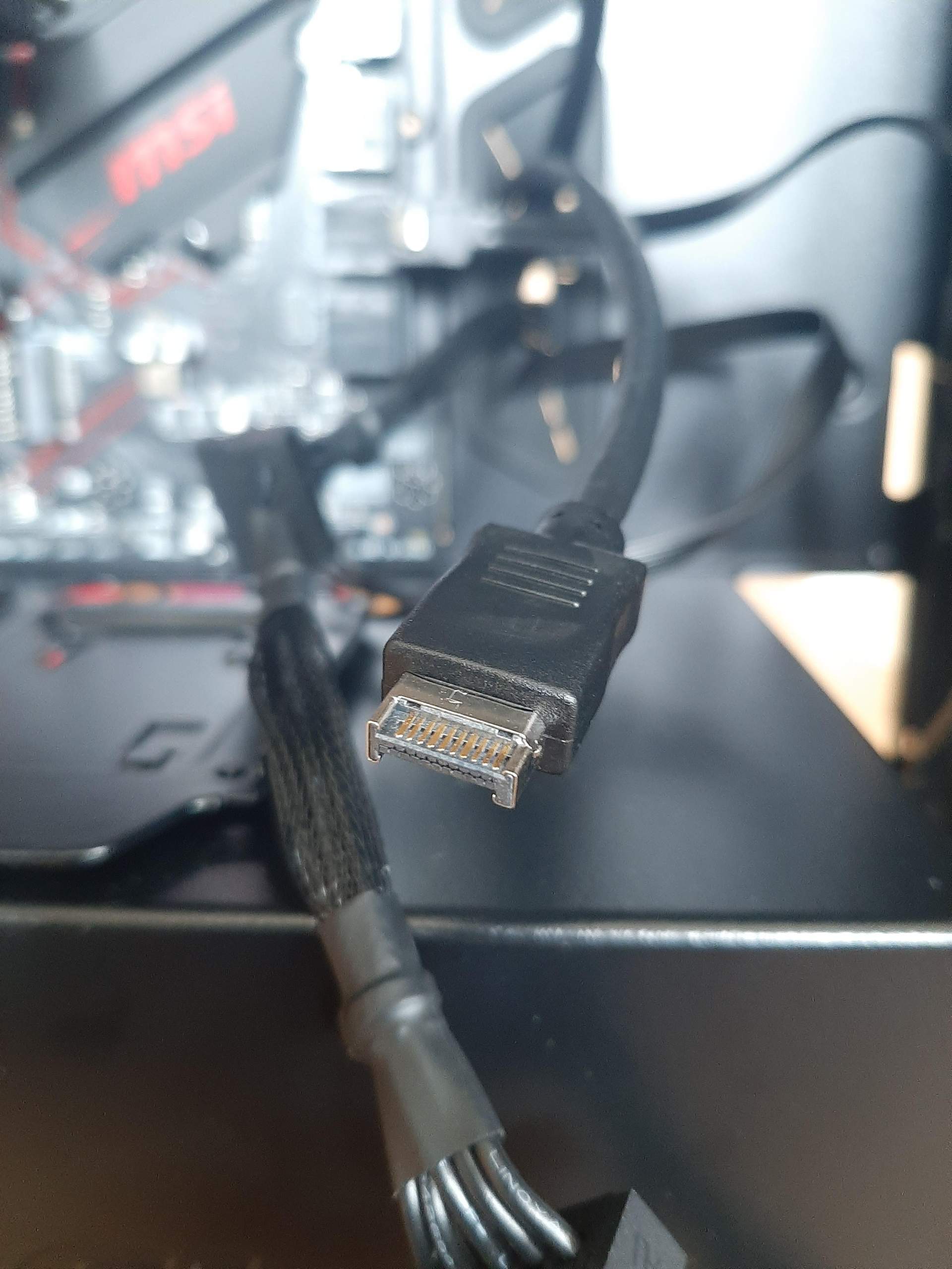Wo soll ich das Kabel einstecken am Mainboard? (Computer, Technik, PC)