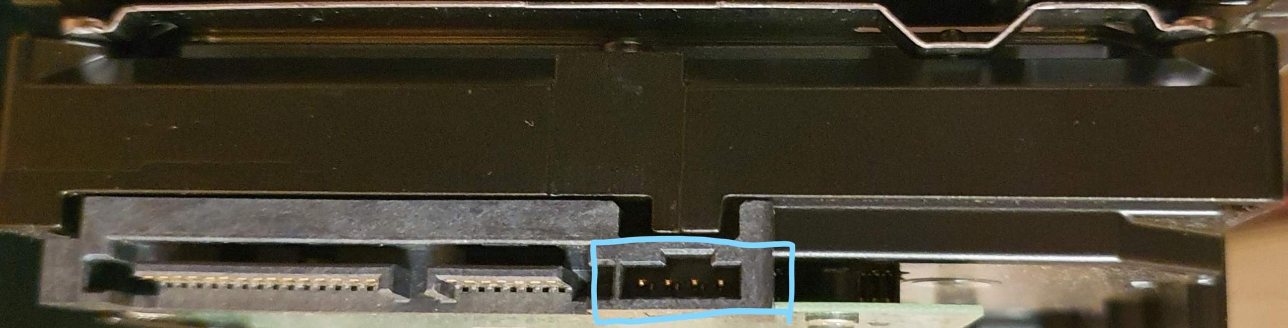 Wofür sind/waren diese zusätzlichen Pins an den HDDs da? (Elektronik ...