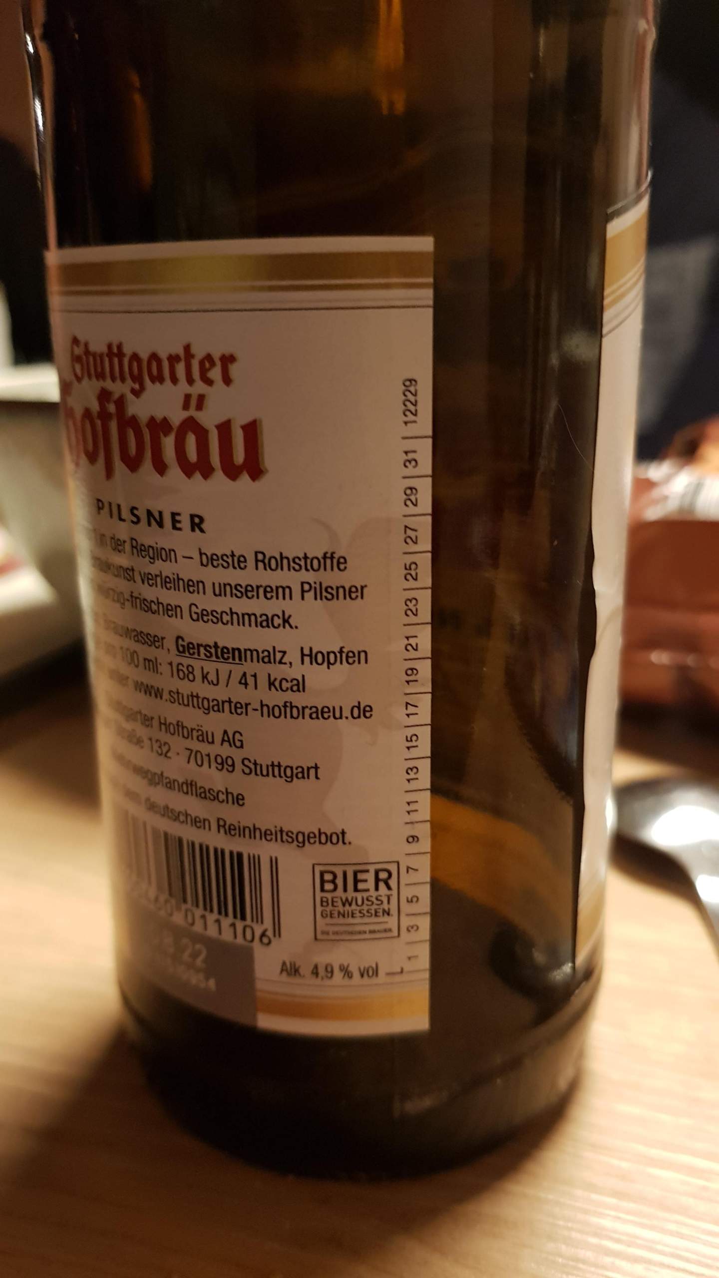 Wofür stehen die Zahlen auf dem Stuttgarter Hofbräu? (Bier)