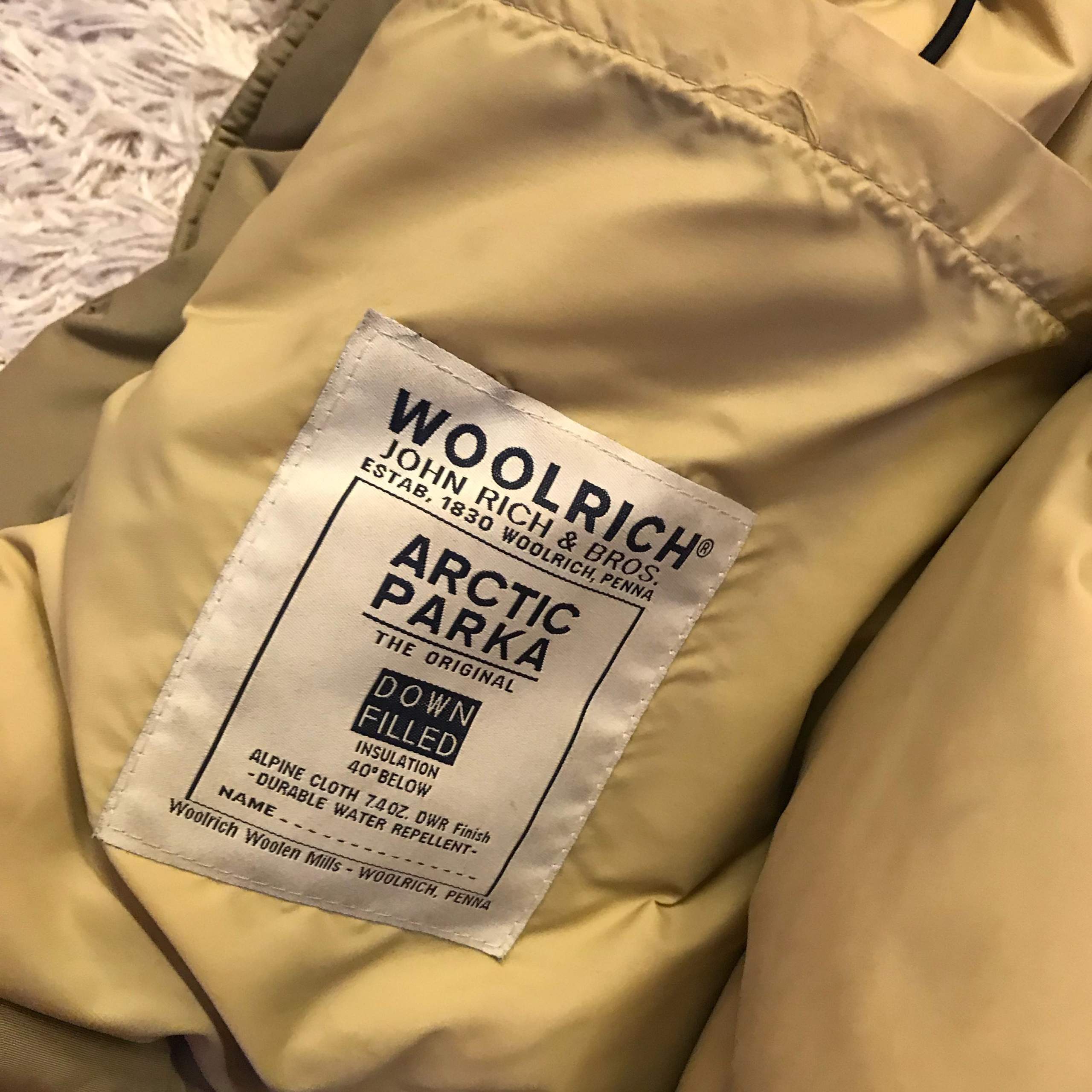 Woolrich Arctic Fake oder nicht? (Mode, Jacke, Winterjacke)