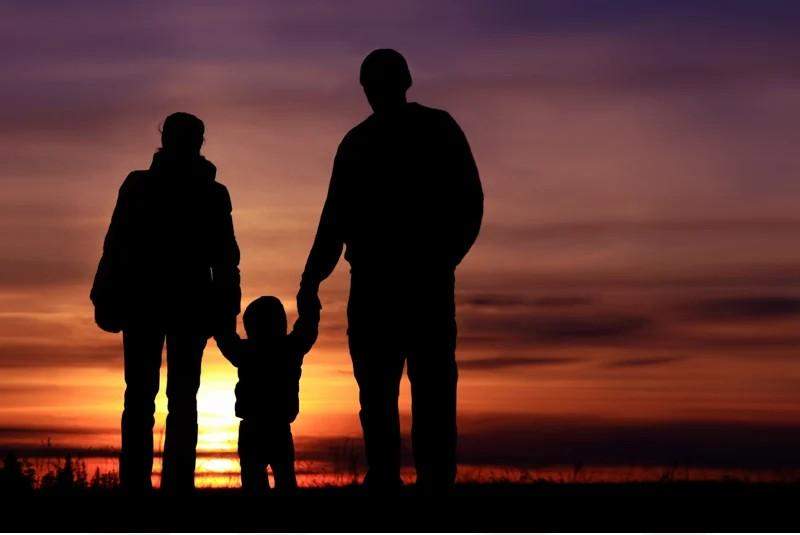 Würdest du dich gegen deine biologischen Eltern richten, wenn sie dir ...