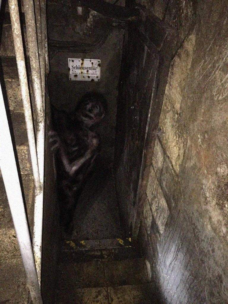 Würdet ihr...? (gruselig, Keller)