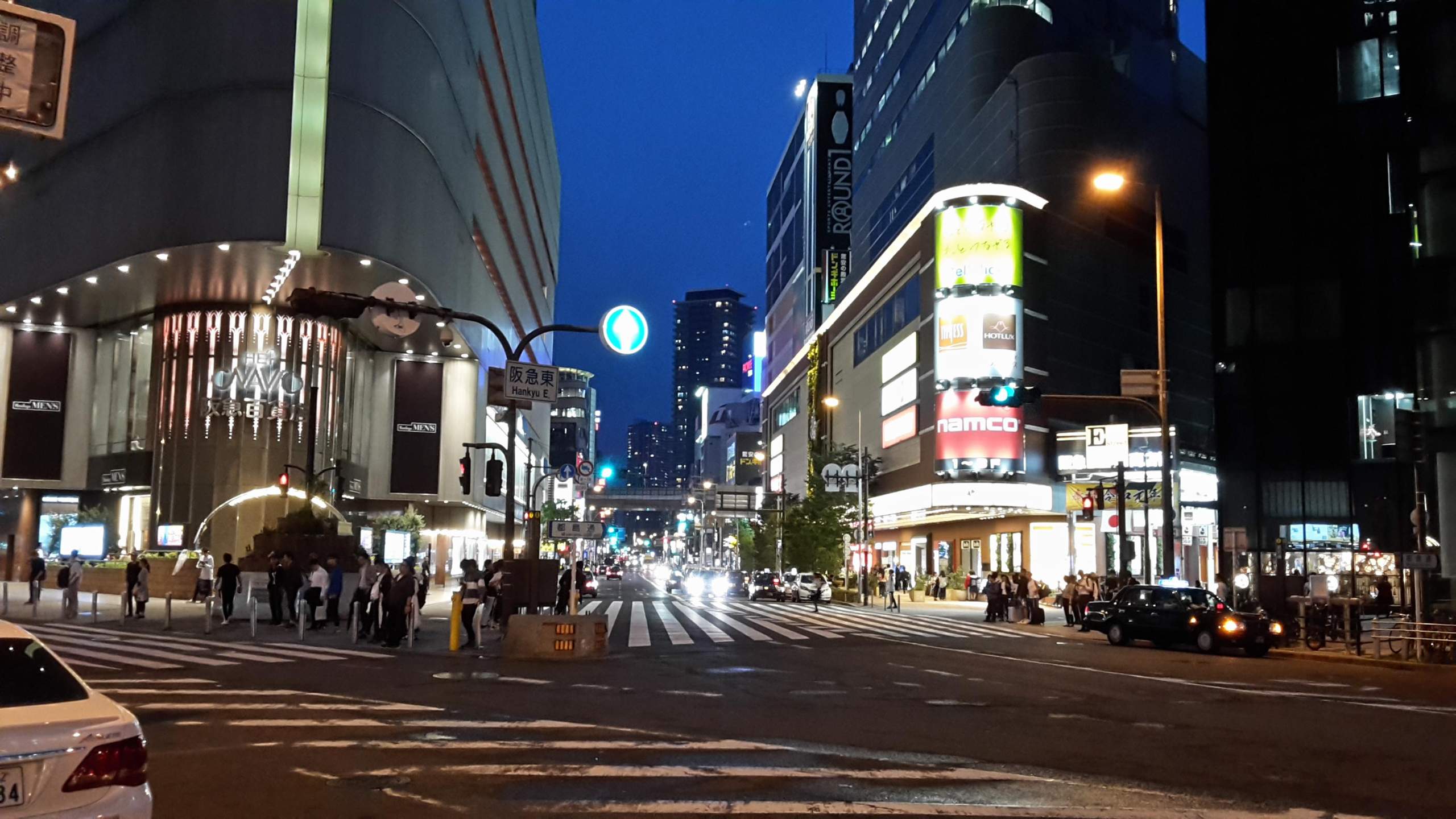 Würdet ihr einen Flug buchen, ohne zusätzlich ein Hotelzimmer zu ...