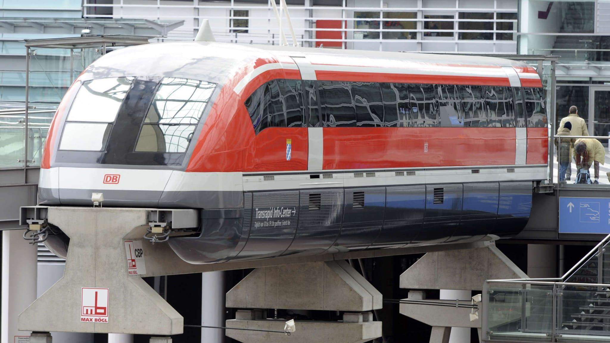 Würdet ihr Lieber den TSB, den Hyperloop oder den Transrapid bevorzugen? (Bahn, Zug, Deutsche Bahn)