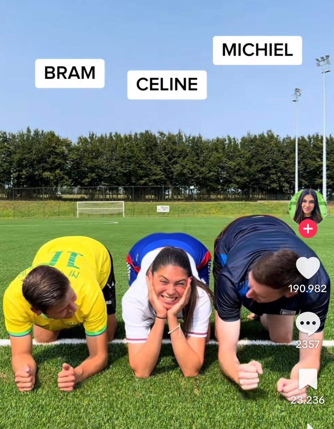 Würdet ihr sagen sie macht das extra im video? (Mädchen, Sexualität ...