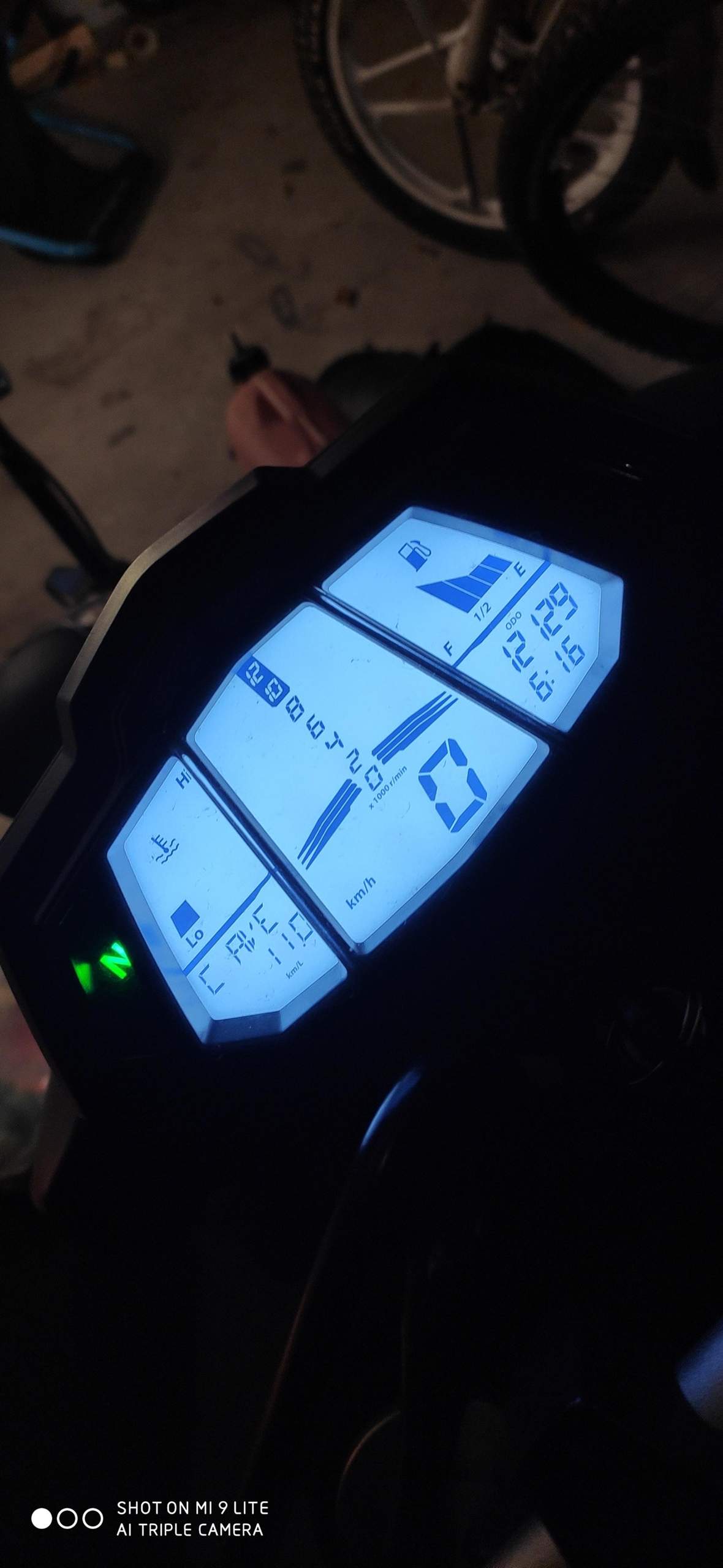 Yamaha MT 125 Display? (Technik, Technologie, Auto und Motorrad)