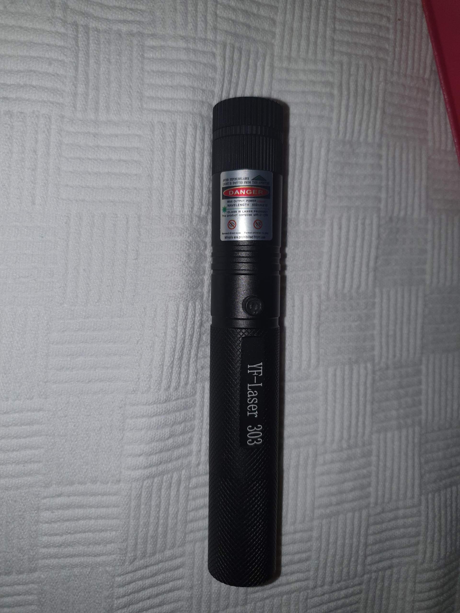 YF-Laser 303 Laser Pointer Fake? (Laserpointer)