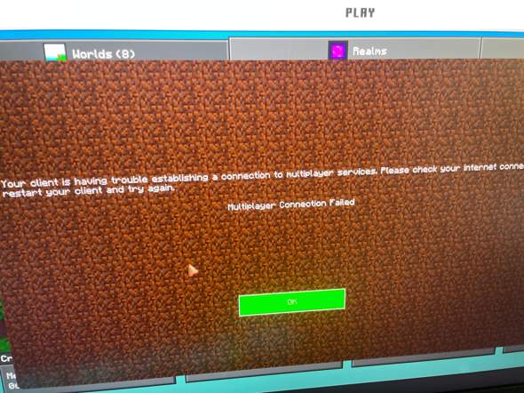 Wie kann man bei Aternos einen Minecraft-Server machen, wo Java und Bedrock zusammen spielen ...
